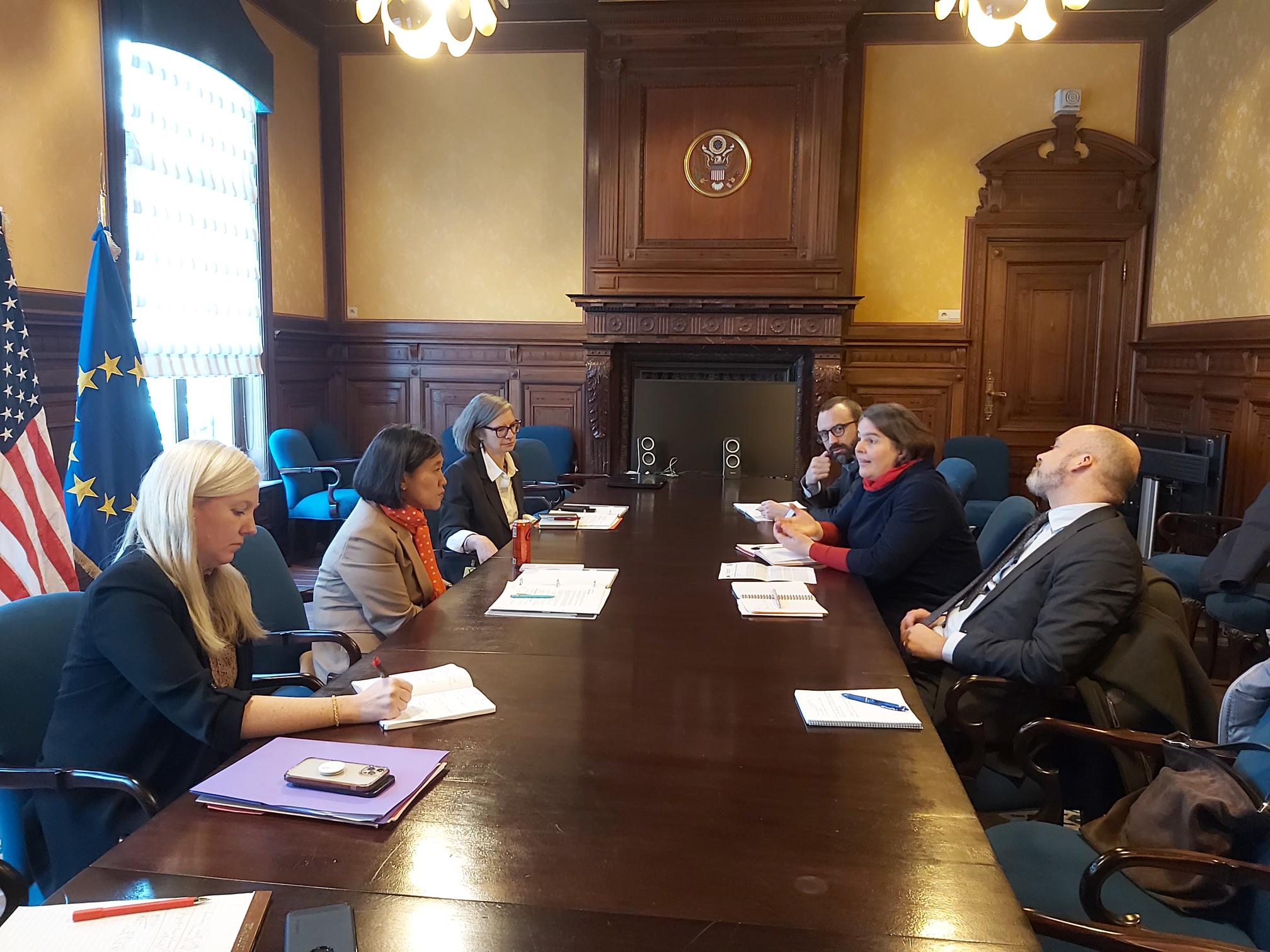 Unions meet US ambassador over green jobs | ETUC